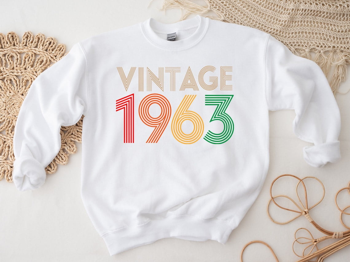 Simple Fit Vintage 1963 Shirt: 60th Birthday Gift Tee All Size S-5XL ...