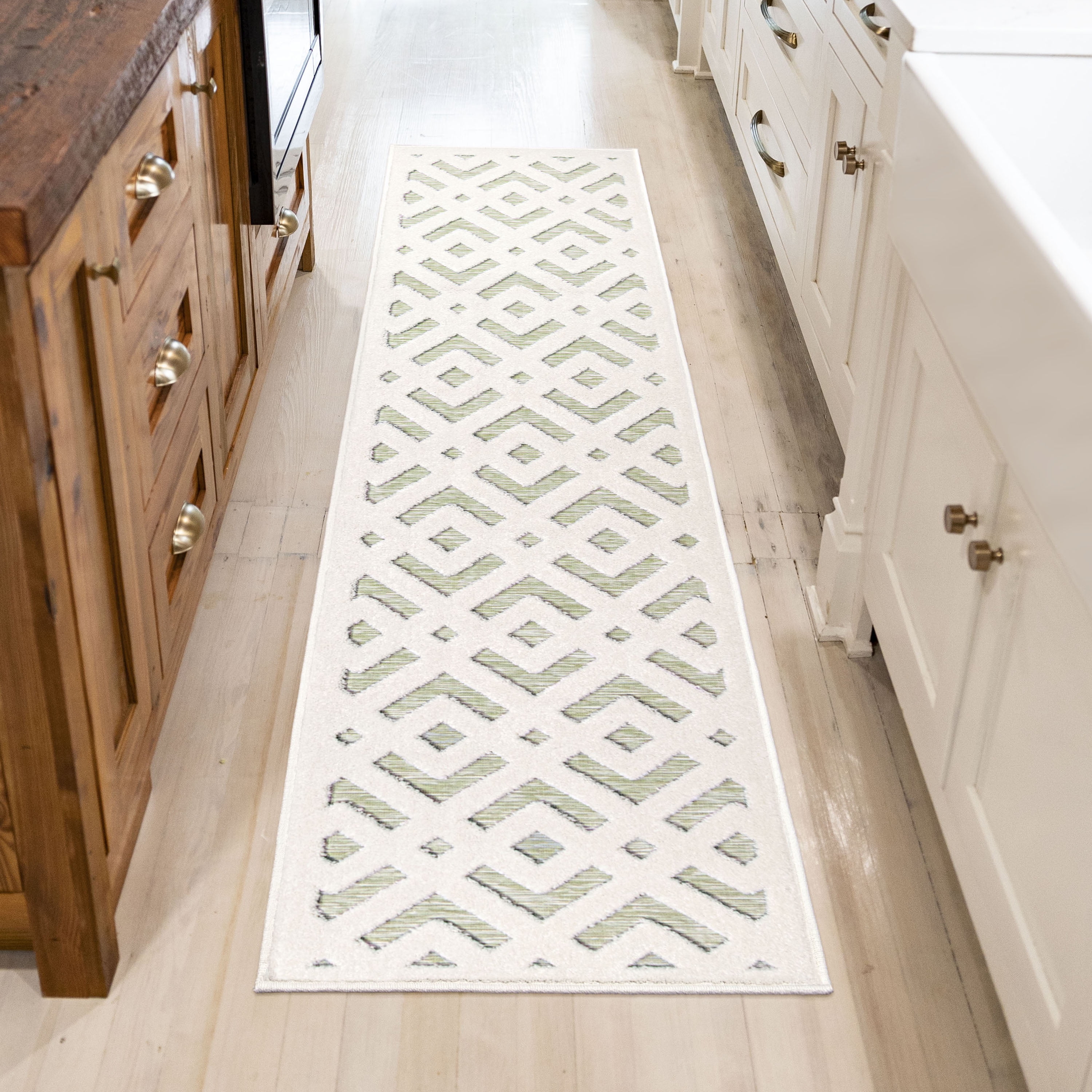 Simply Southern Cottage Covington 2' X 8' Green Geometric Runner Rug ...
