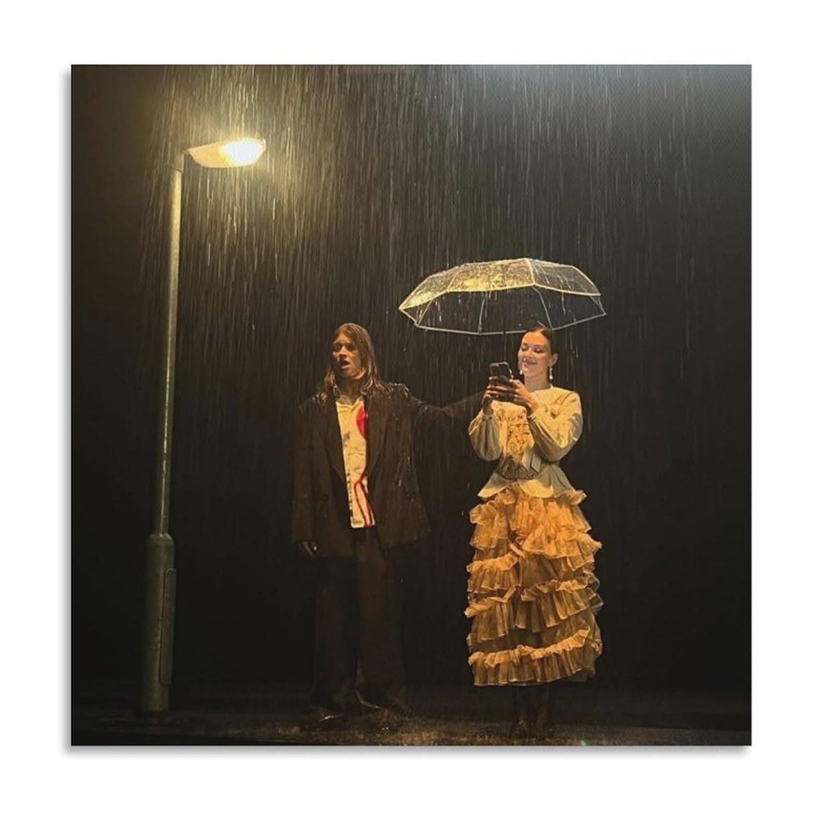 Singer Girl In Red Poster Picture Print Canvas Poster Wall Paint Art ...