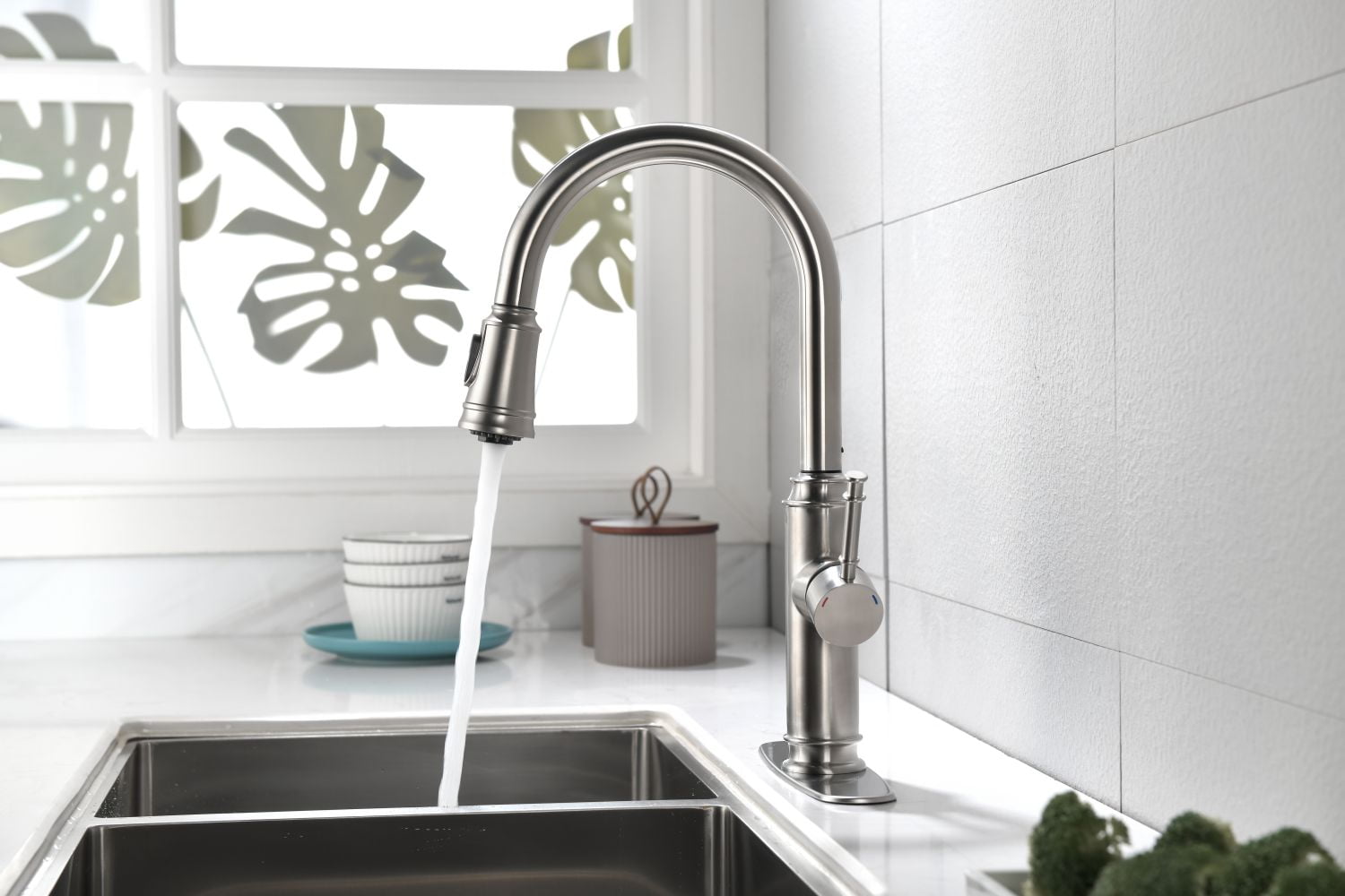 Single Handle High Arc Pull Out Kitchen Faucet,Single Level Stainless ...