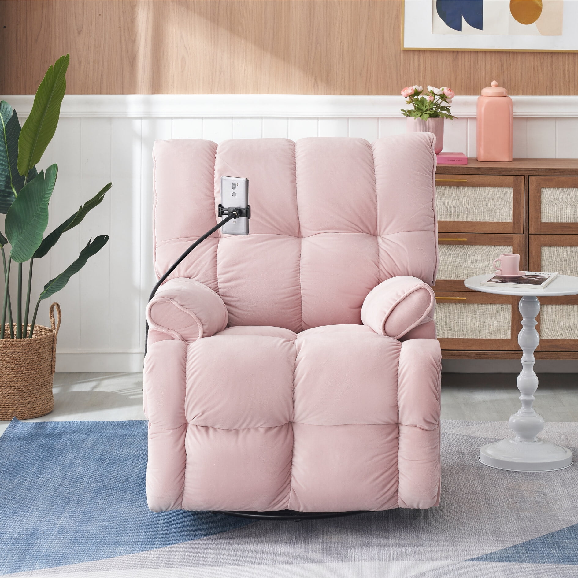 Single chair pink comfortable seat, the seat is soft and comfortable ...