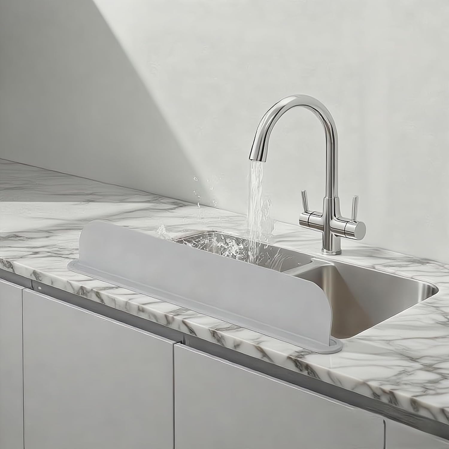 Sink Splash Guard is Used for Sink Platform to Prevent Water Splashing ...