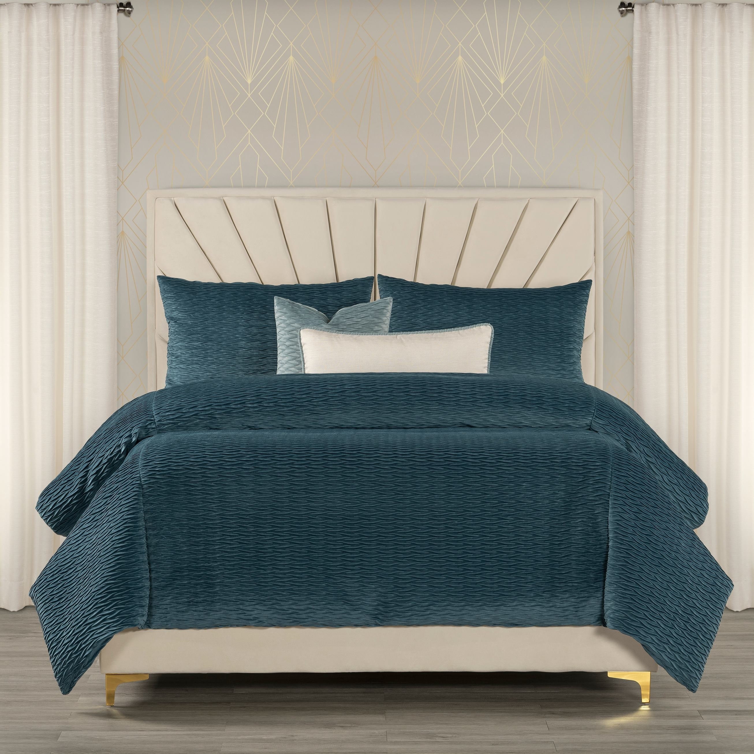 Siscovers The Great Gatsby Velvet Wave Pleated Duvet & Insert Set Bay ...
