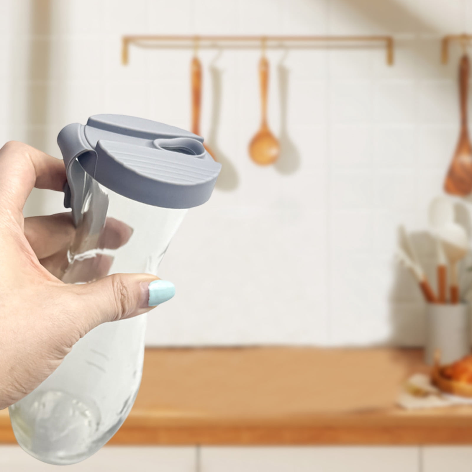 Skimskl Reusable Silicone Salad Dressing Bottle Cap - Tight Locking ...