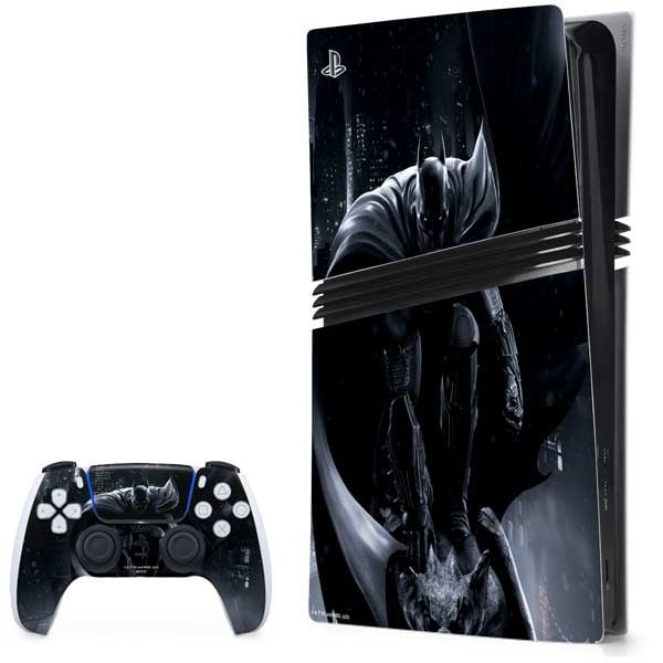 Skinit DC Comics Arkham Origins Batman In action pose PS5 Pro Bundle ...