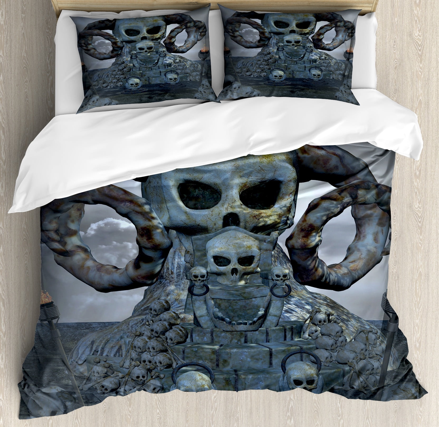 Skull Duvet Cover Set, Spooky Scary with Many Skulls Horns and Torches ...