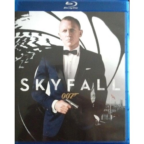 Pre-Owned Skyfall (Blu-ray) (Walmart Exclusive) - Walmart.com