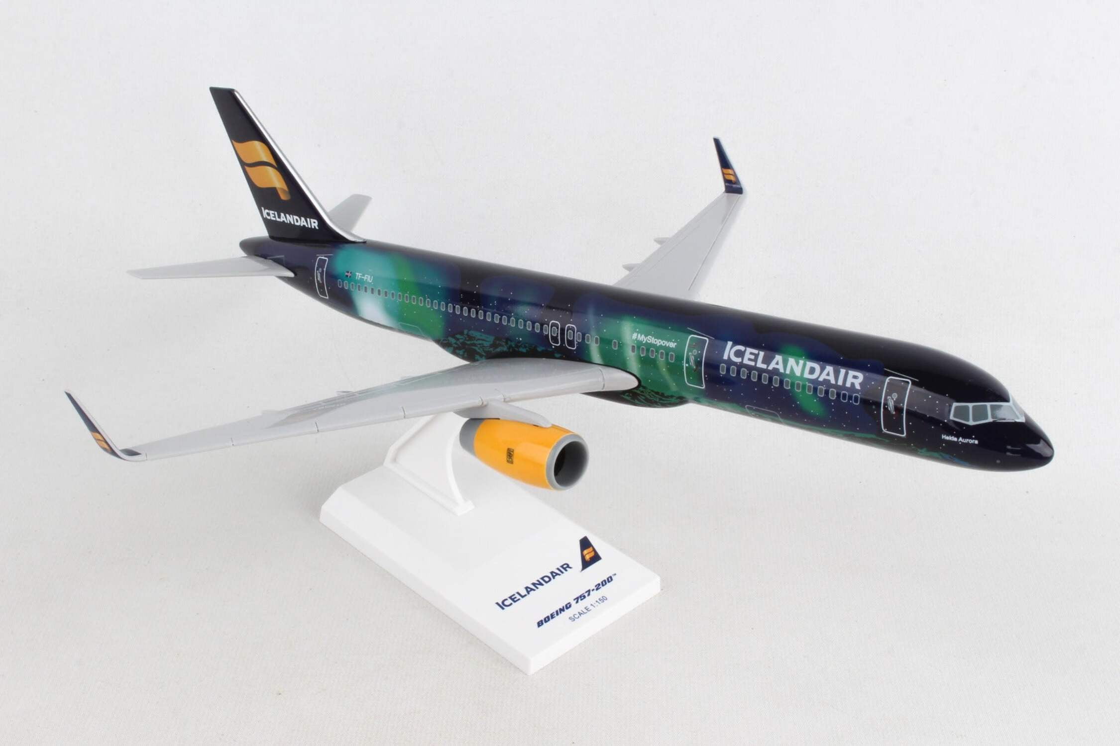 Skymarks SKR892 Skymarks Icelandair 757-200 1 by 150 Hekla Aurora Air ...