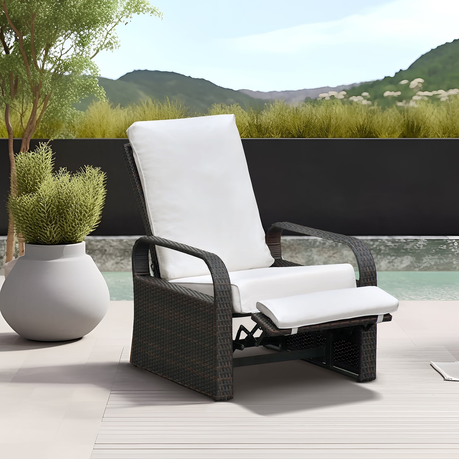 Skypatio Outdoor Wicker Recliner Chair with Cushion, Rust-Resistant ...
