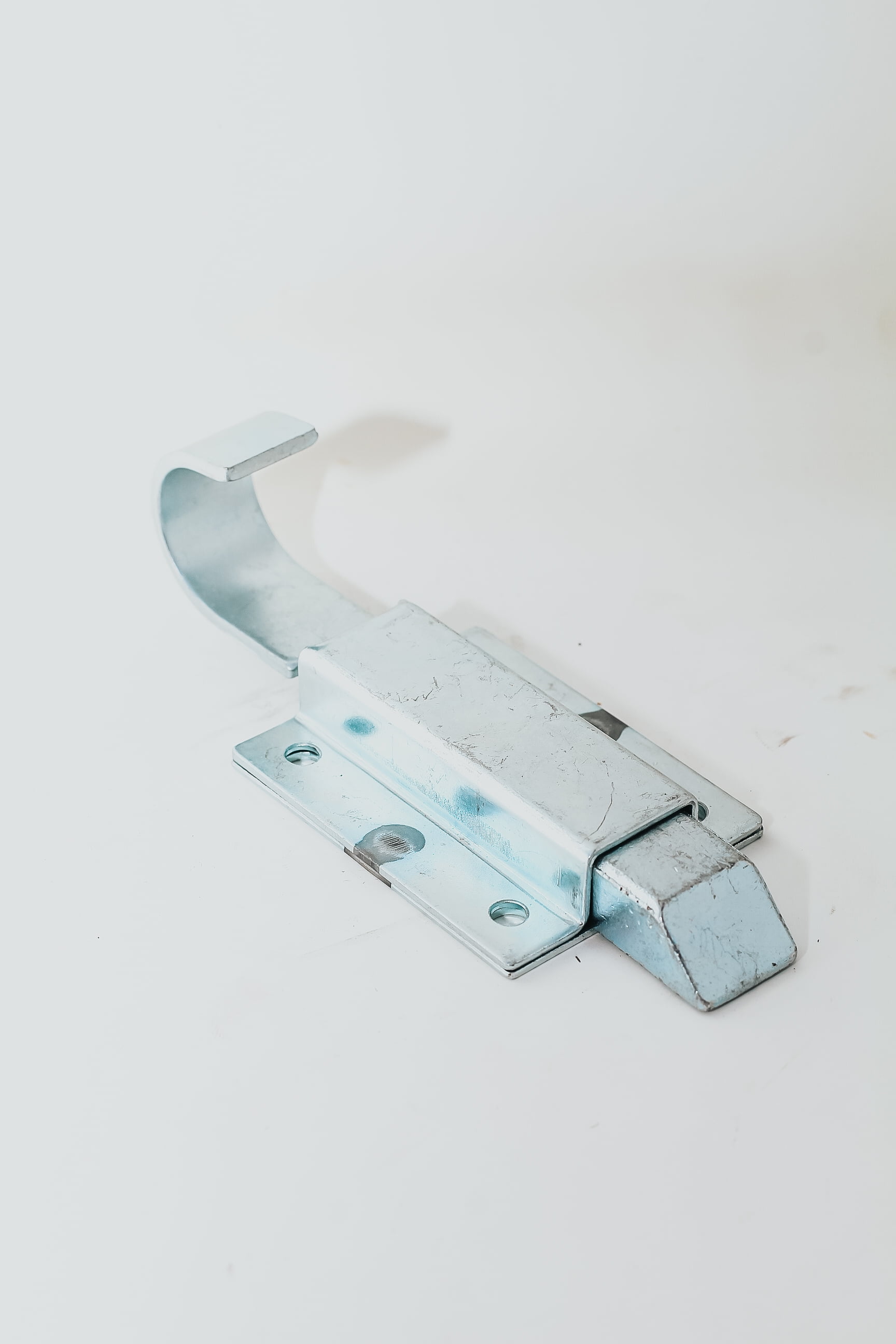 Slam Bolt Latch - Finger Pull Style - 2 x 5.5 Inch - Zinc Plated (1 EA ...