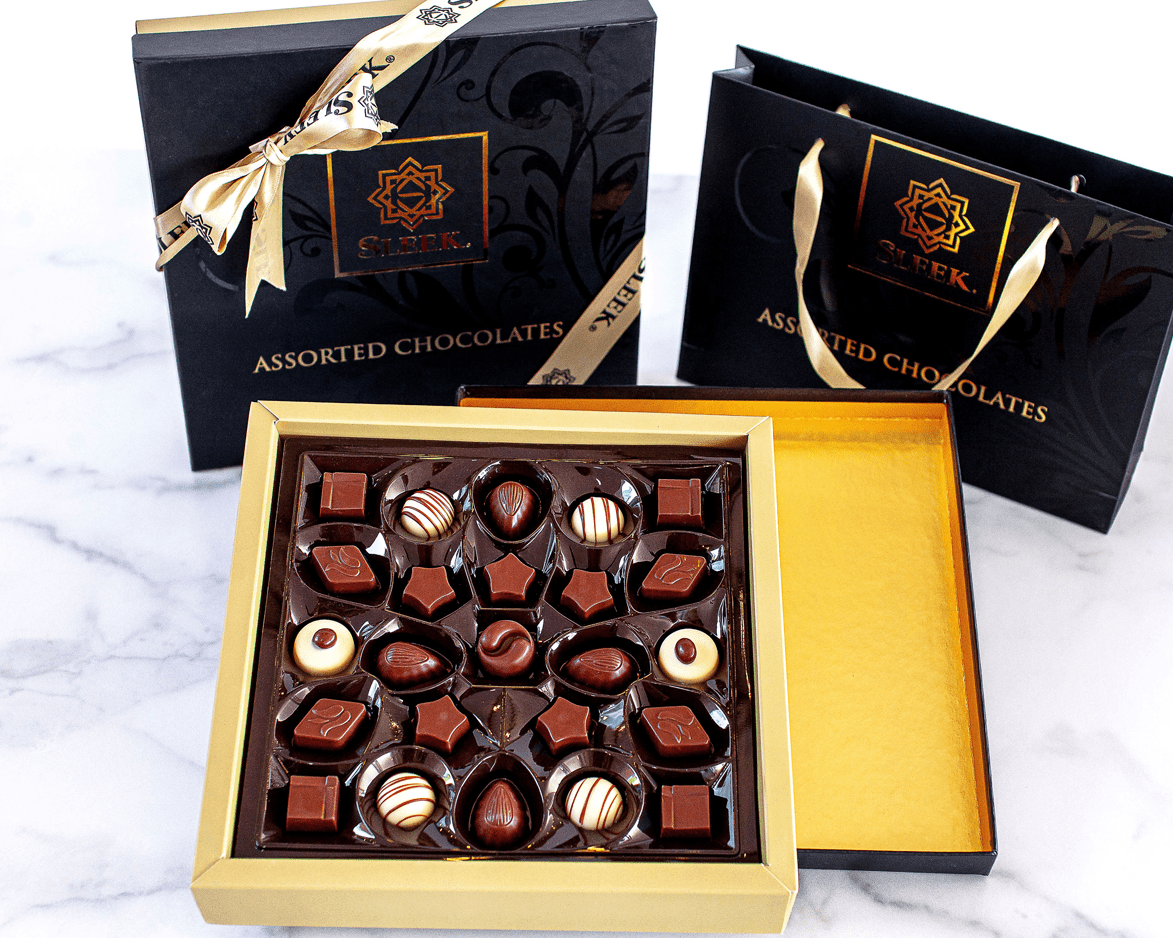 Sleek Chocolate Assorted Chocolate Black And Gold Gift Box, 260g ...