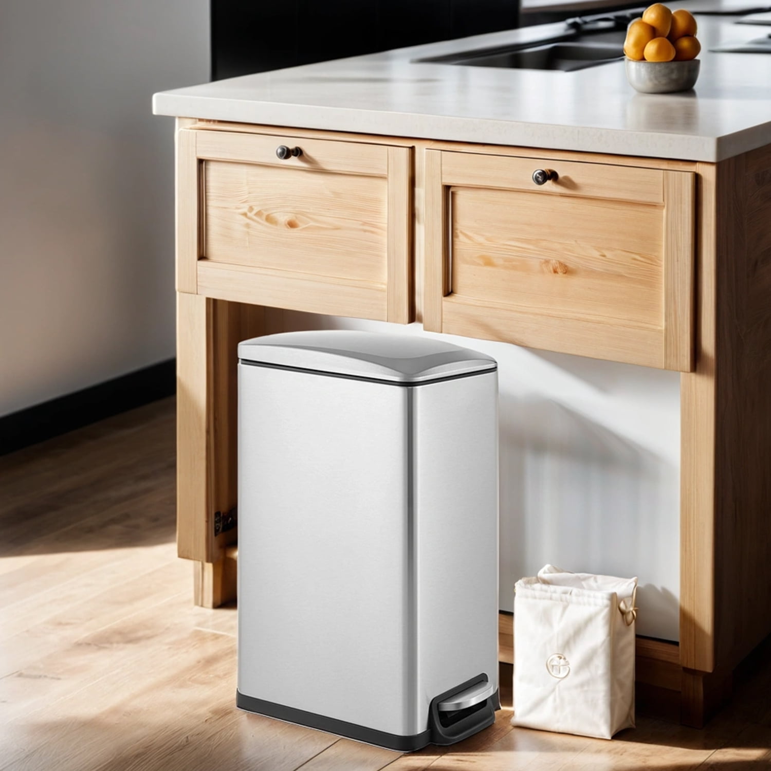 Slim 12.7-Gallon Trash Can for Narrow Spaces, 13 Gallons Garbage Can ...