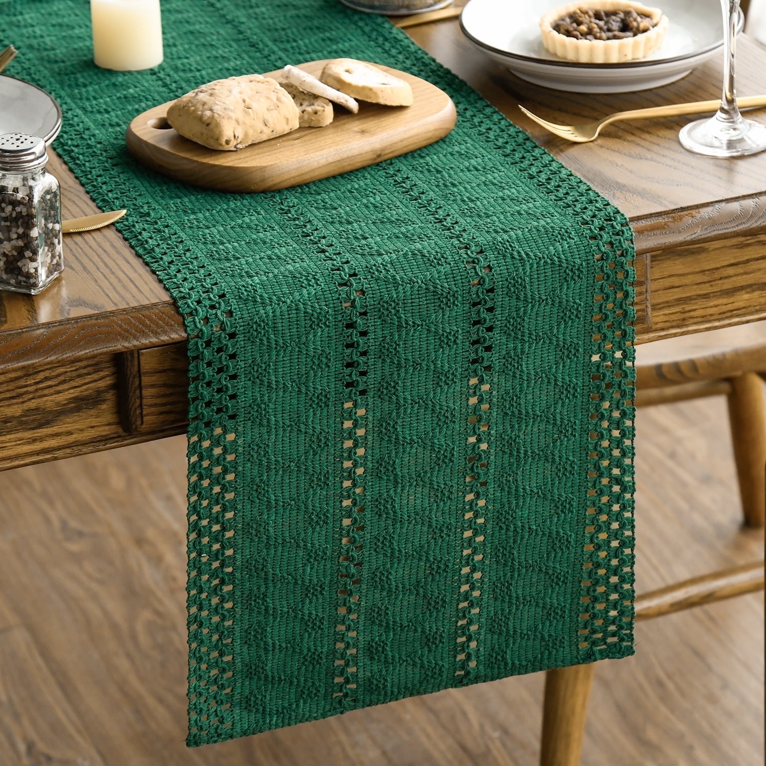 Sm:)e Dark Green Farmhouse Woven Rustic Hollow Table Runner, Boho Table ...