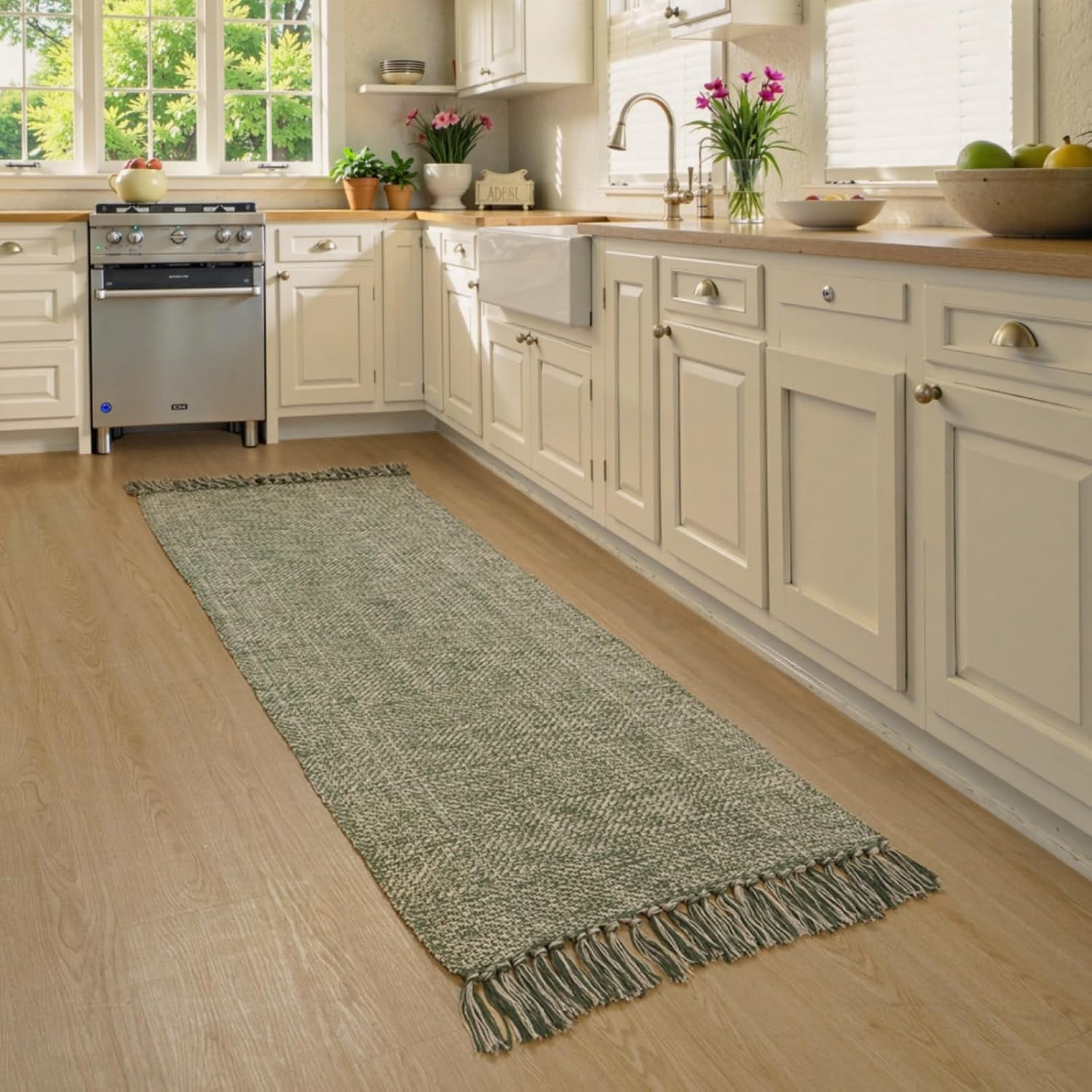 Black Bathroom Rug, 2' x 3' Hand-Woven Washable Small Kitchen Rugs ...