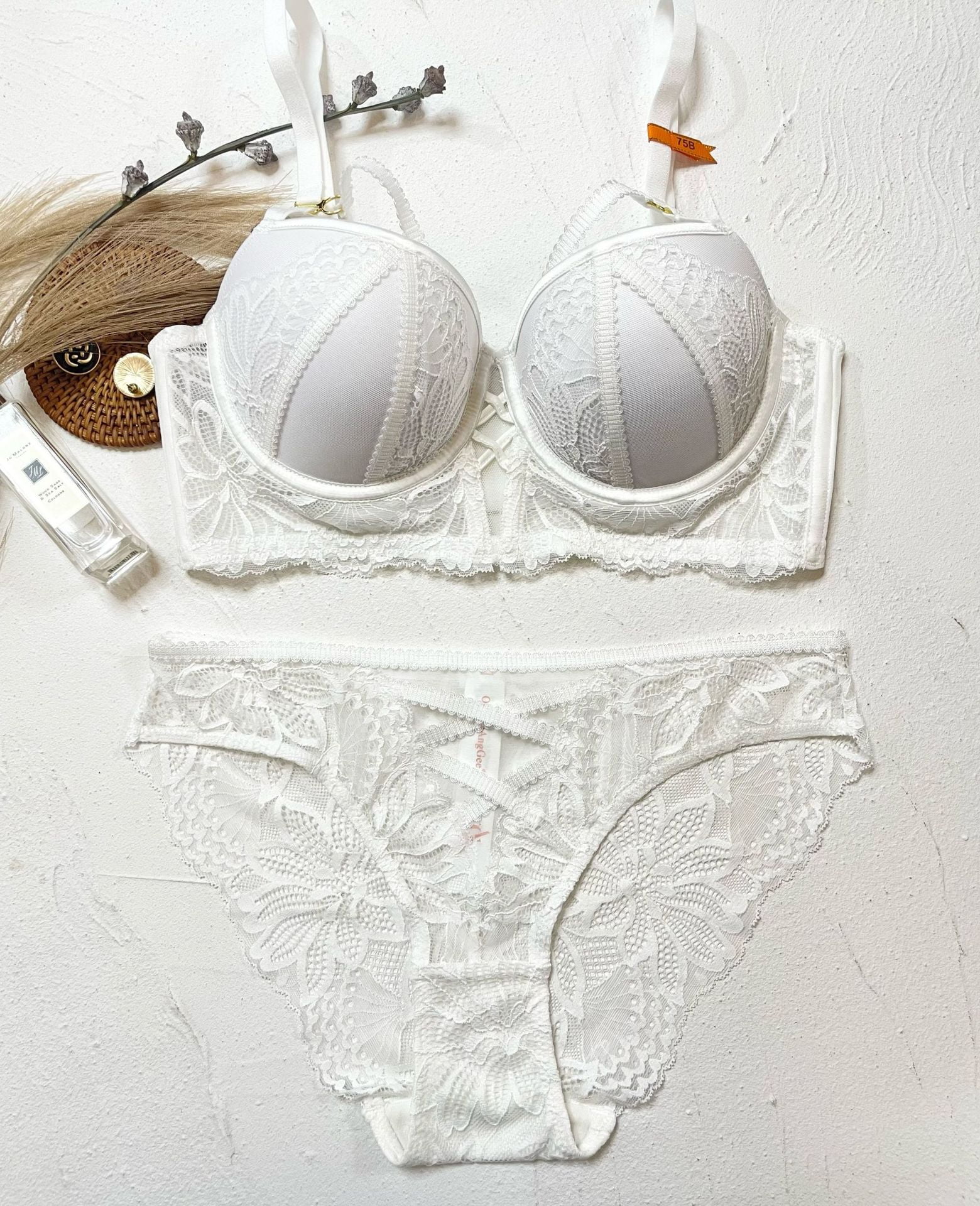 Small Chest Push up Lace Bra Sexy Lifting Breast Belt Breast Holding ...