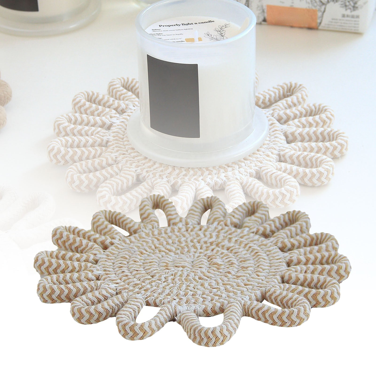 Small Dining Table round Set Weaving Heat Thermal Pad Home Daily ...