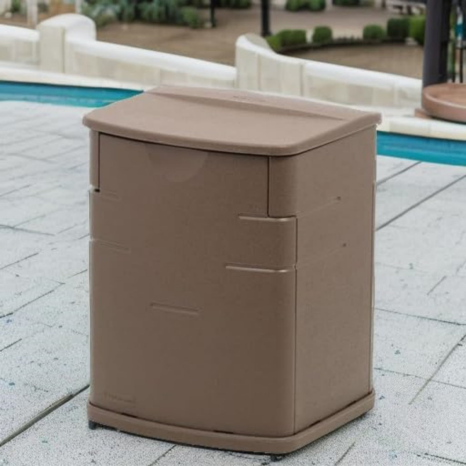 Small Resin Outdoor Storage Deck Box (19 Gal) Weather Resistant Brown ...