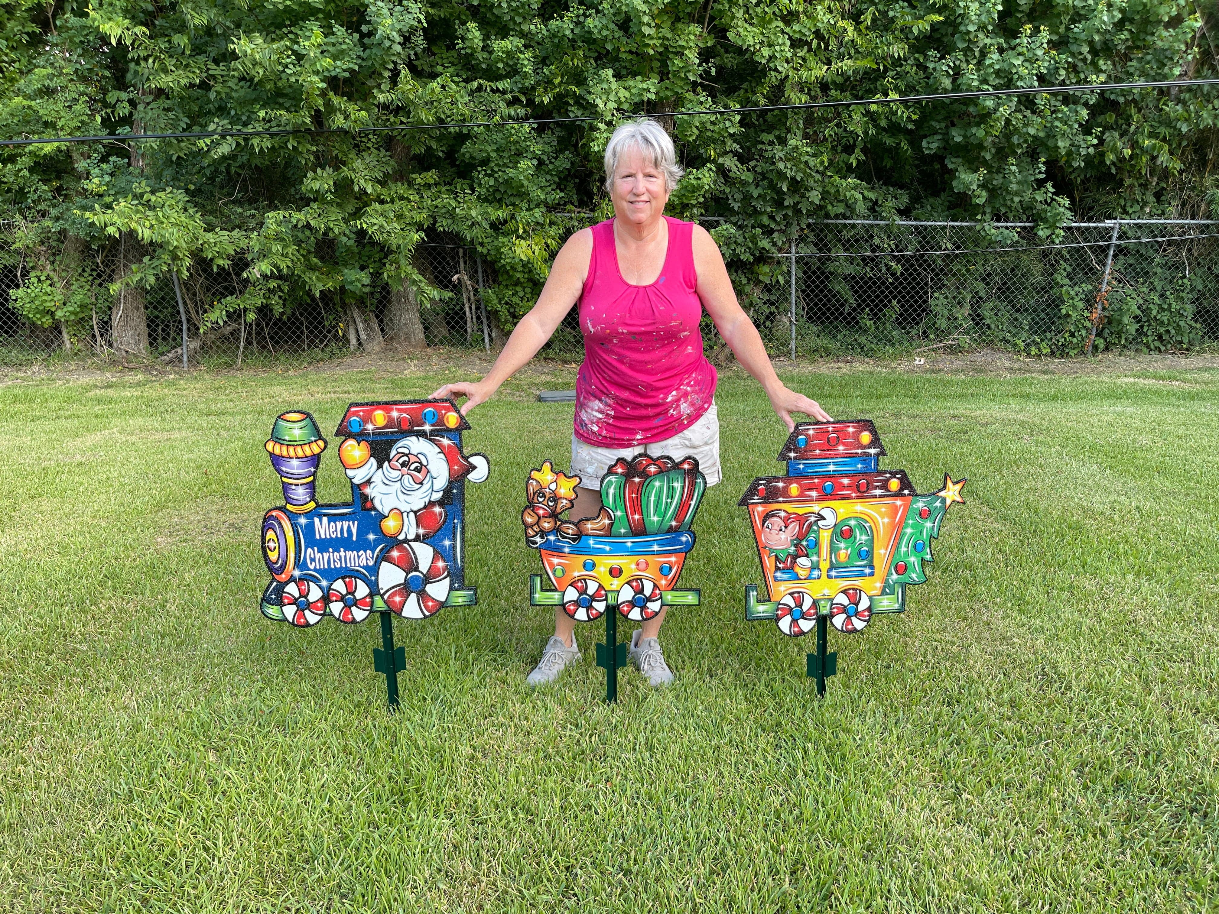 Small Santa driving a Train Yard Art Decoration - Walmart.com