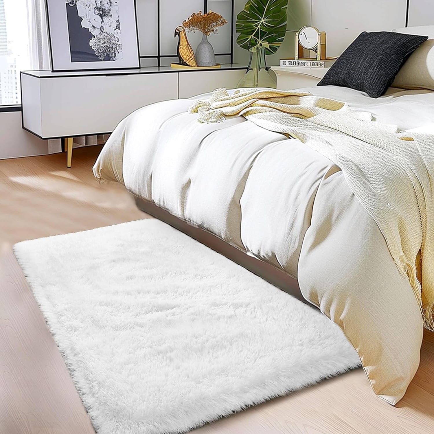 Small Size Silk Wool Carpet Plush Not Easy To Shed Hair Bedroom Bed ...