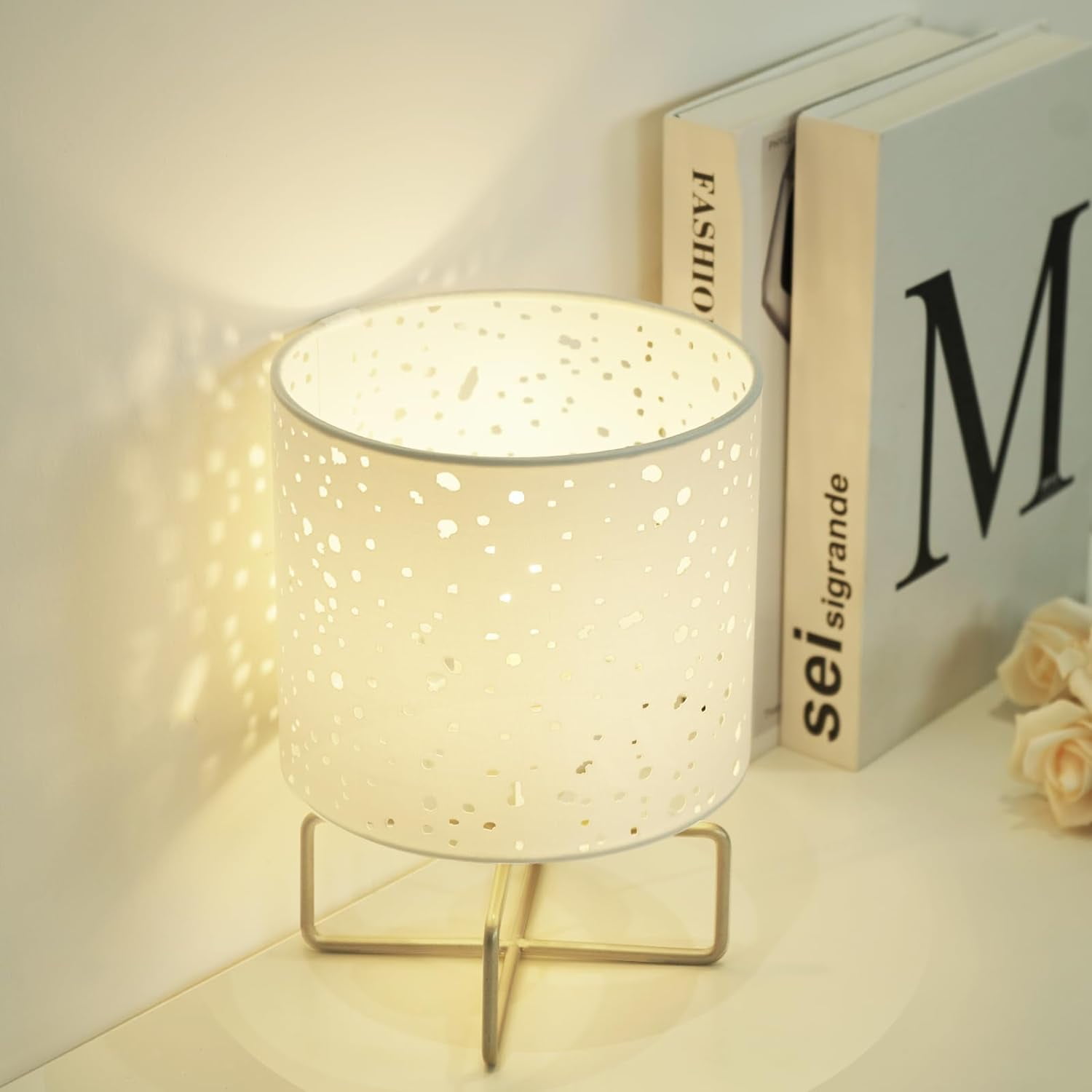 Small Table Lamp for Bedroom, Bedside lamp with Hollowed Fabric Shade ...