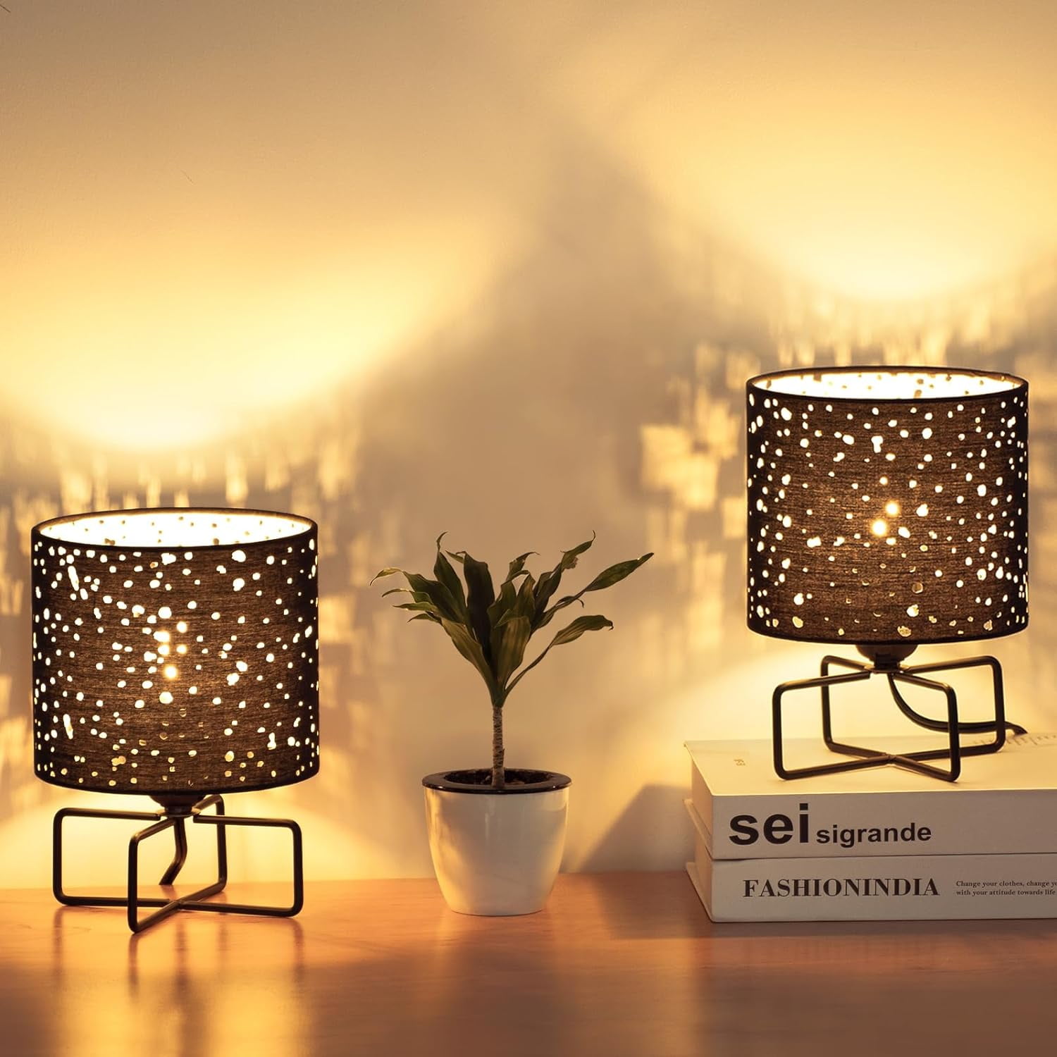 Small Table Lamps set of 2, Bedside lamp with Hollowed Fabric Shade and ...