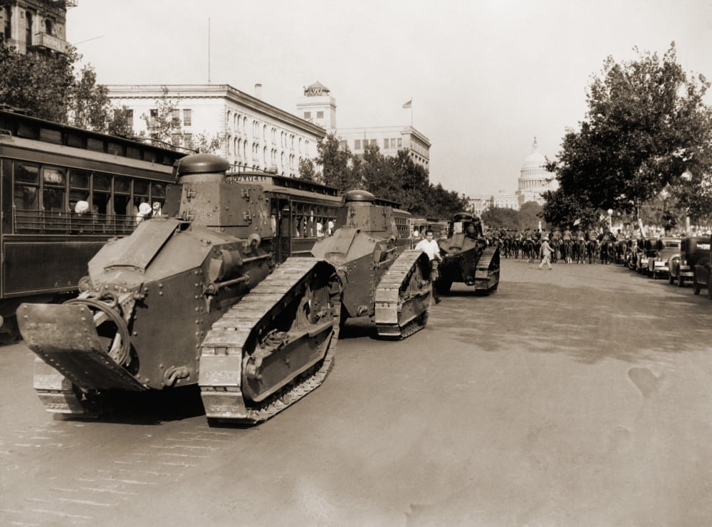 Small Tanks Are Positioned Along Pennsylvania Avenue Allowing Mounted ...