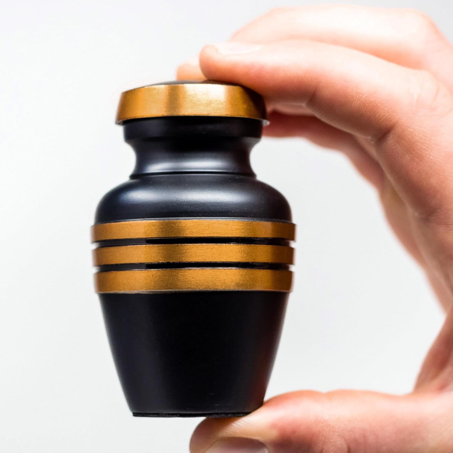 Small Urns for Human Ashes - Black and Gold Mini Urns for Ashes Male or Female - Keepsake Urns ...