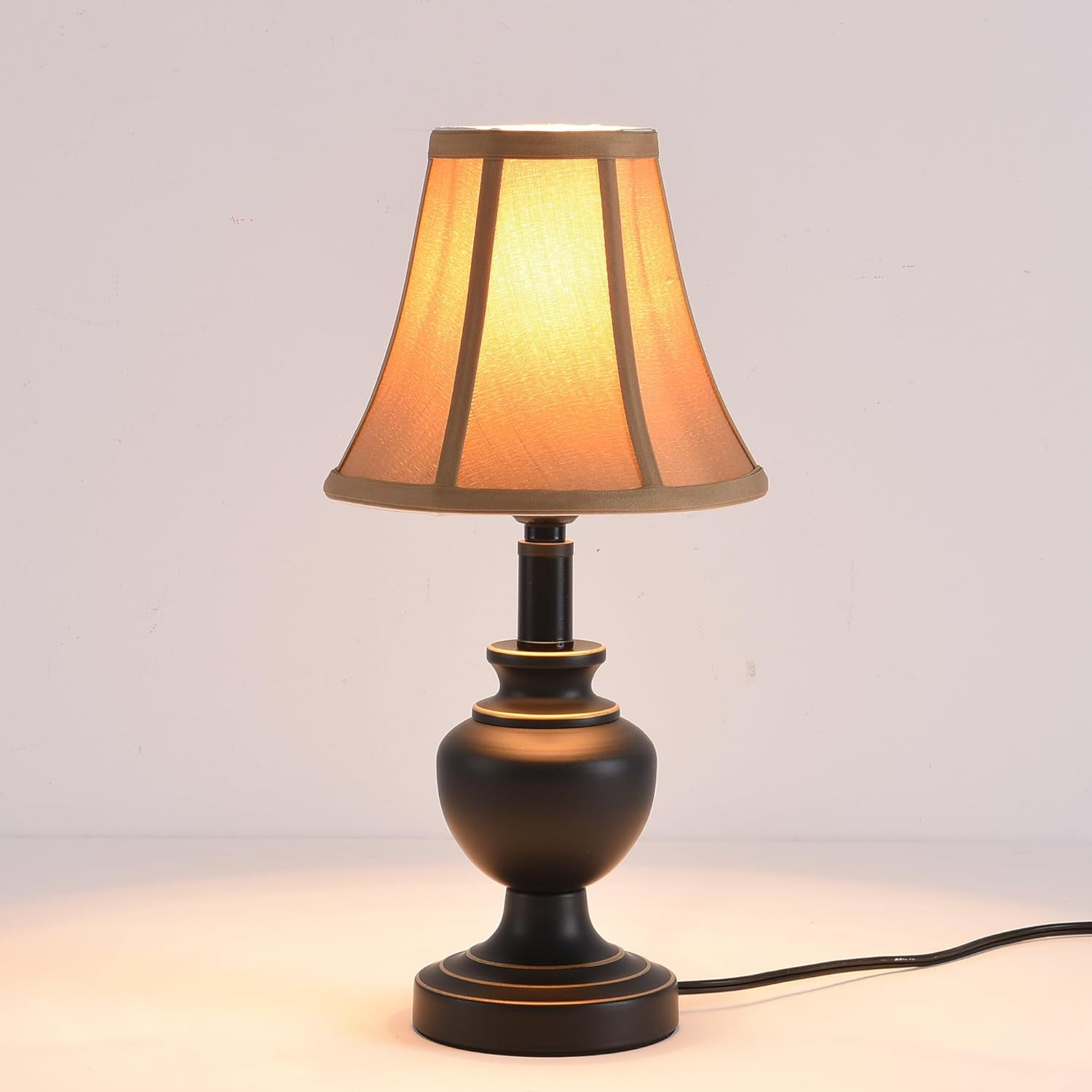 Smeike Traditional Table Lamp, Desk Lamp for Living Room with Fabric ...