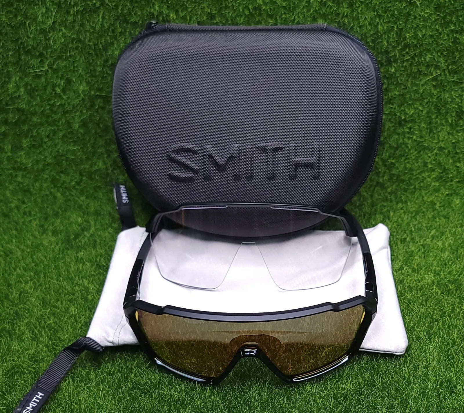Smith Optics Shift MAG Sunglasses - Black; ChromaPop Red Mirror + Clear ...