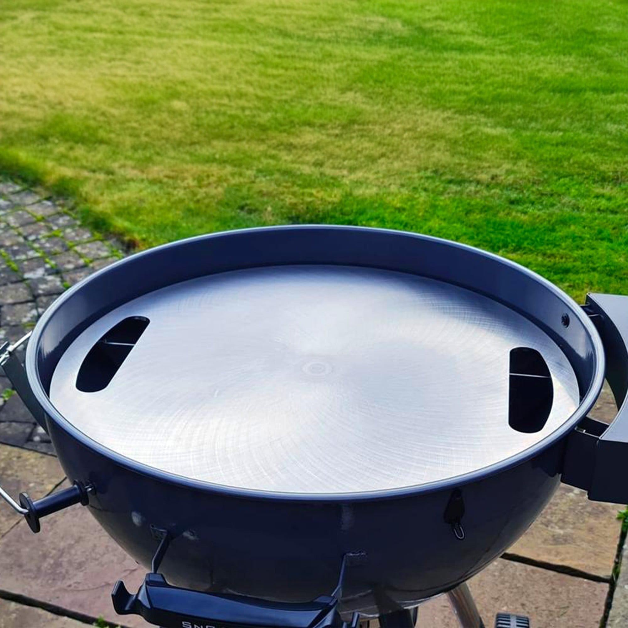 SnS Grills Carbon Steel Flat Top Plancha Griddle - Rotating Durable ...