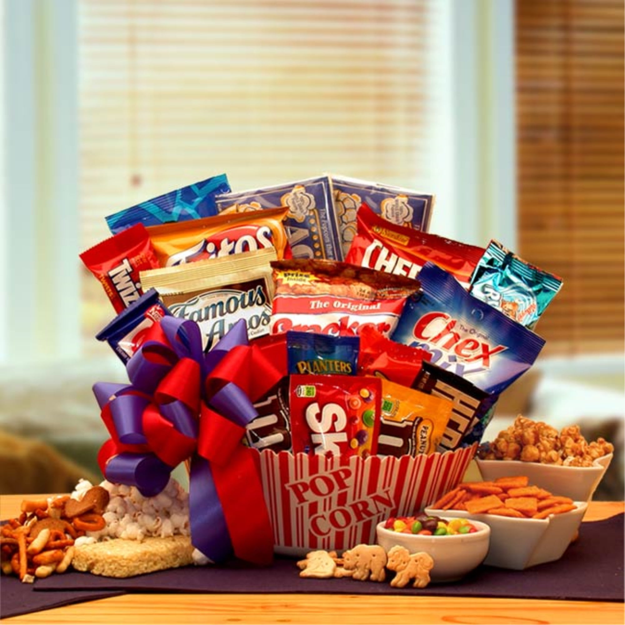 Snack time Favorites Gift Basket - Walmart.com