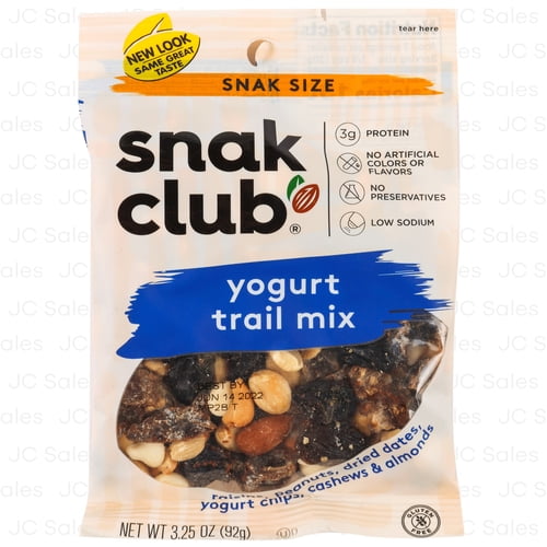 Snak Club Yogurt Nut Mix, 3.25 oz – Crunchy Nut & Yogurt-Covered Snack ...