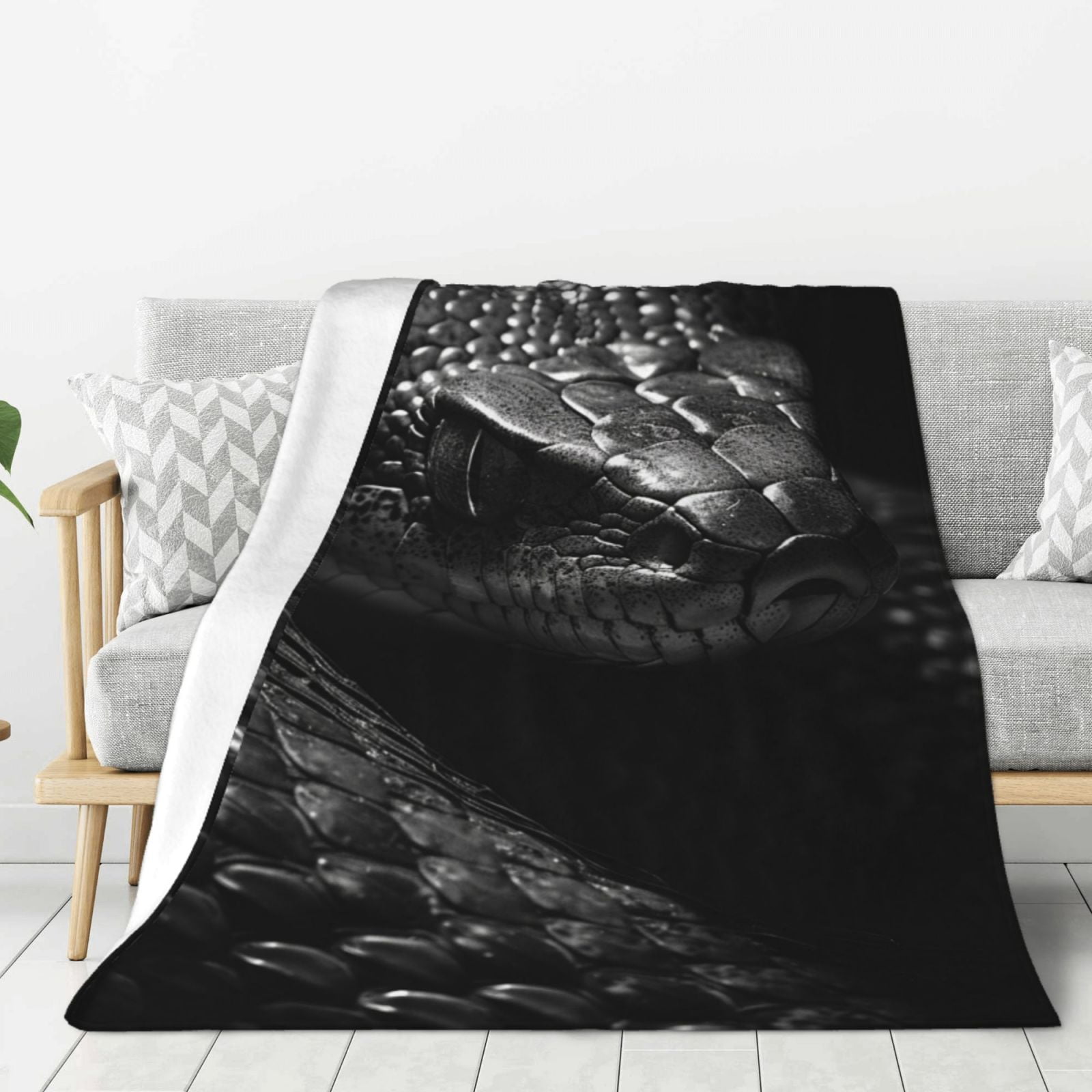 Snake Creep Lightweight Plush Fuzzy Cozy Soft Blankets 60"X50 ...