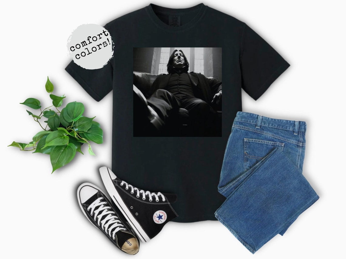 Snape Sitting in Chair Looking Down Comfort Colors T-Shirt Harry Potter ...