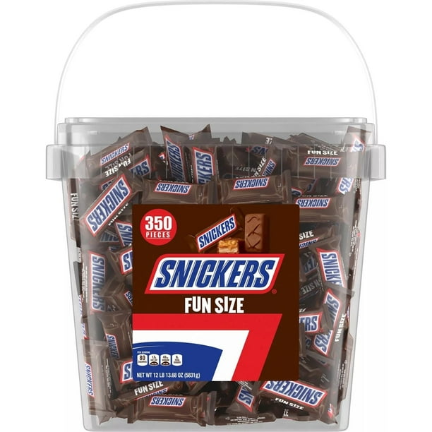 Snickers Fun Size Halloween Chocolate Candy Bars, 12 Pounds (350 Pieces ...