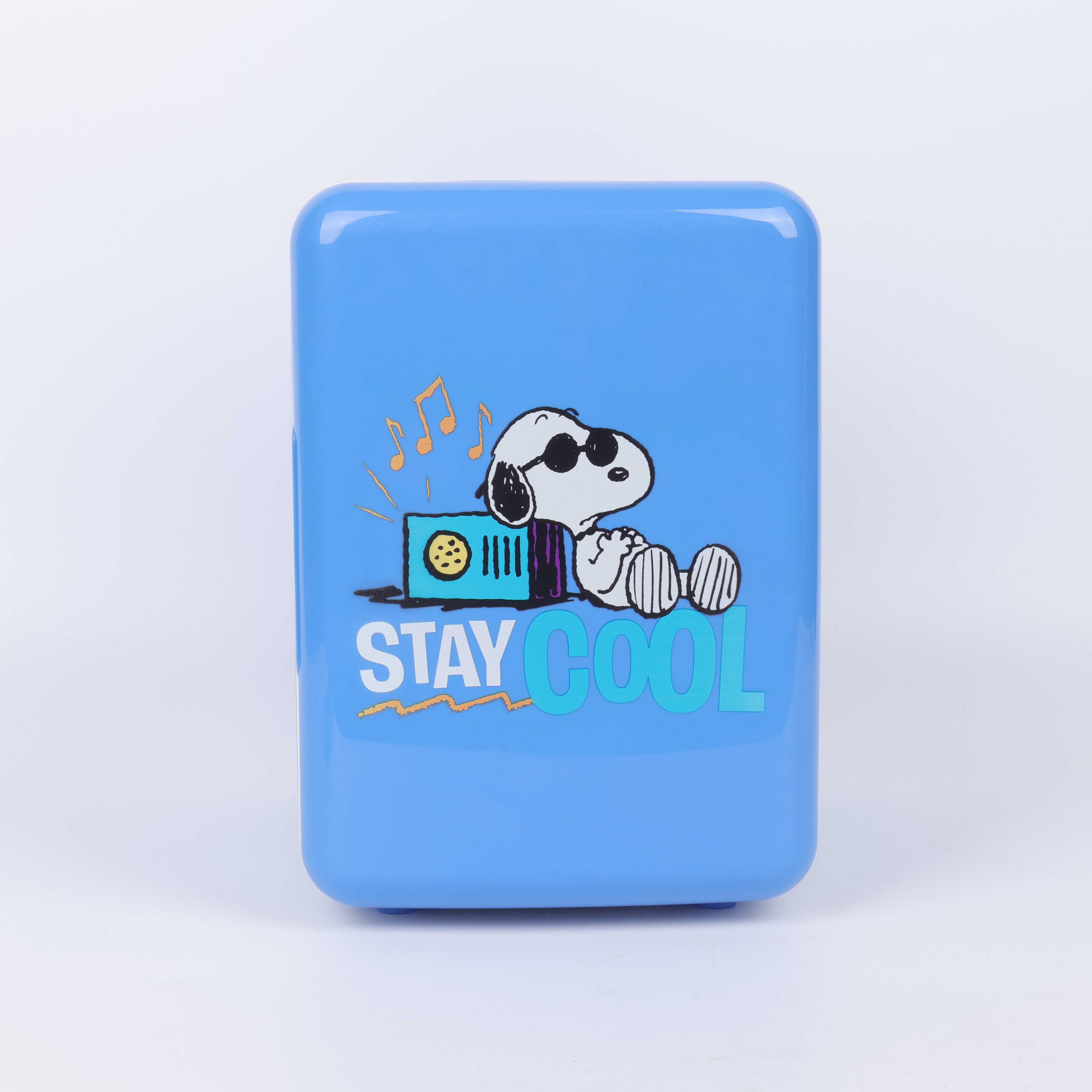 Snoopy Stay Cool 4L 6-Can Mini Fridge, Blue - Walmart.com