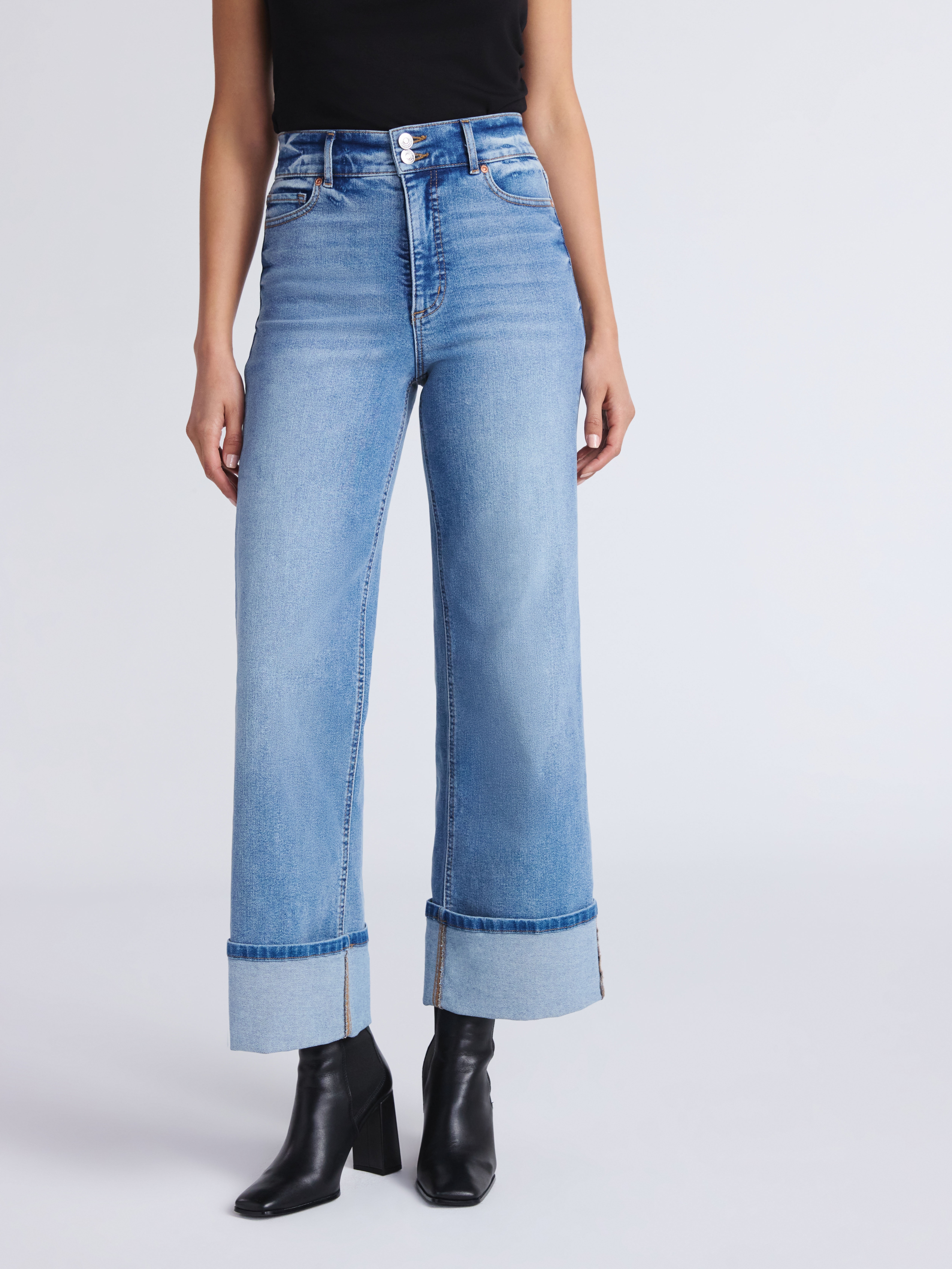 Sofia by Sofia Vergara Women's and Women's Plus Margot Wide Crop Super ...