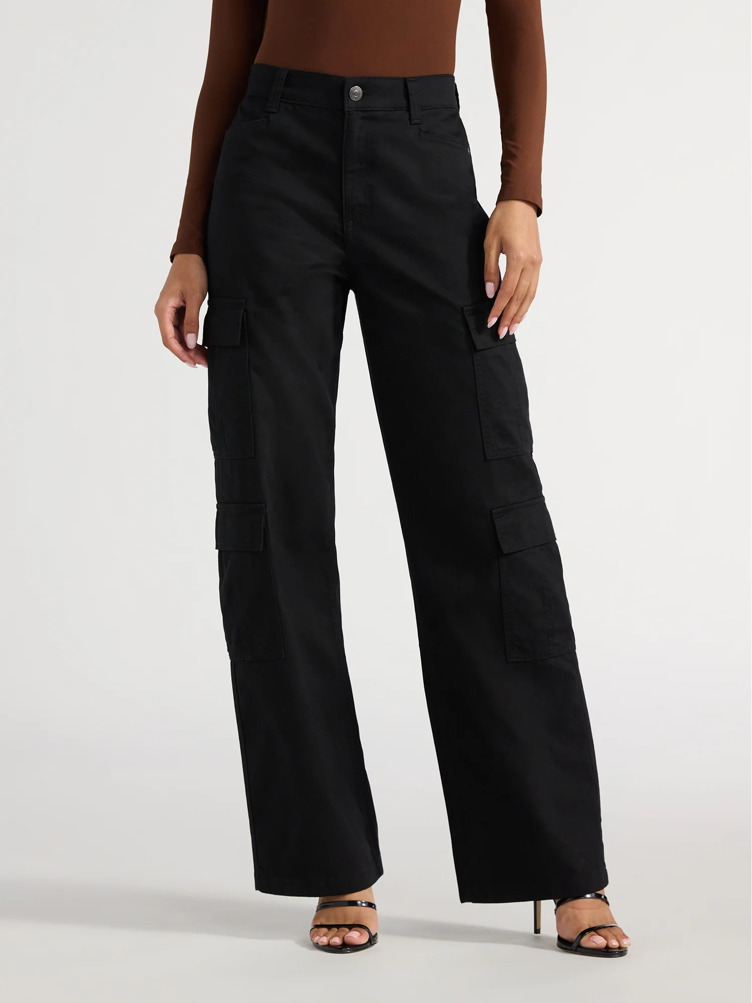 Sofia Jeans Women's Relaxed Straight Super High Rise Cargo Pants, 32.5 ...