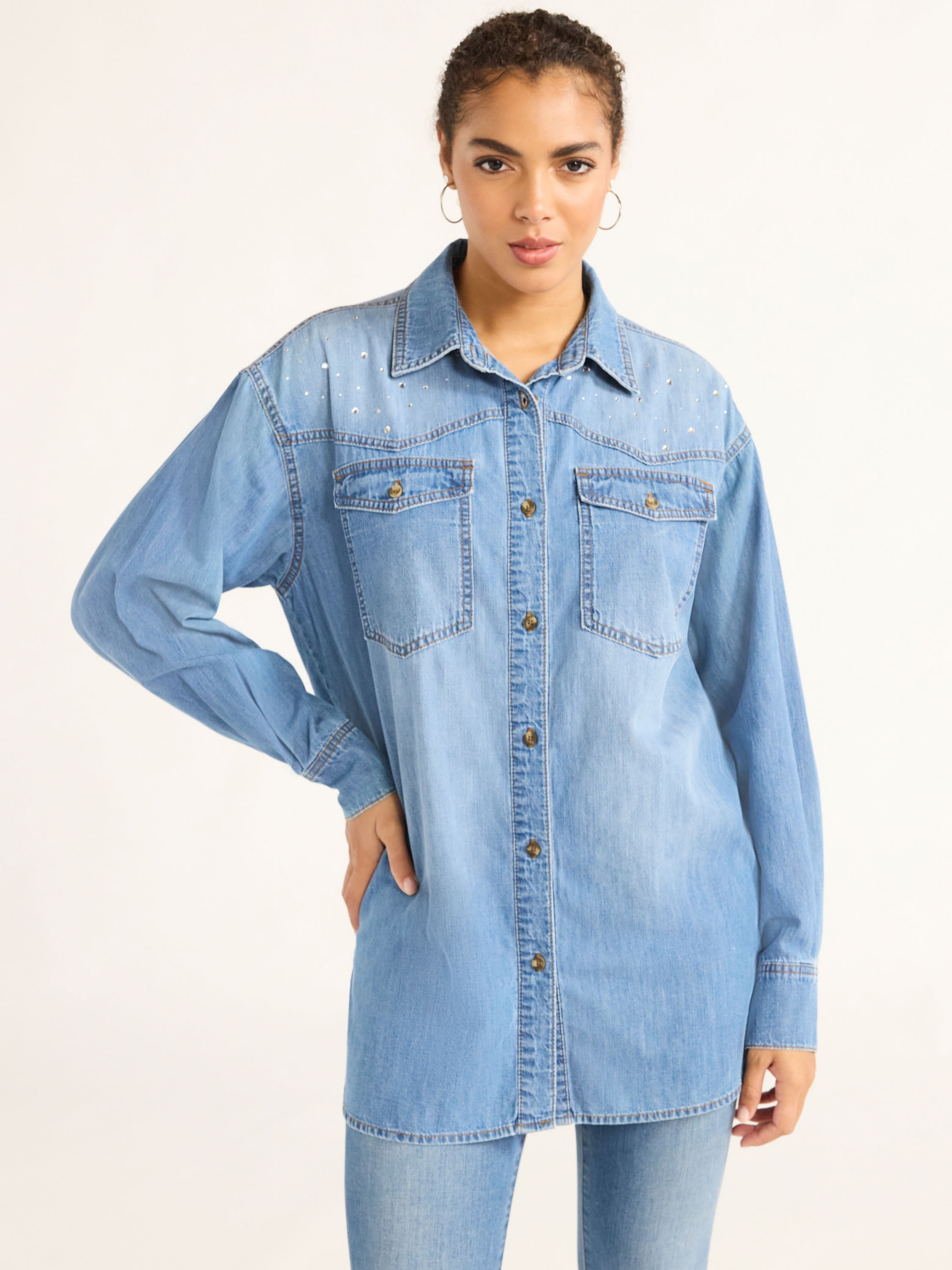 Sofia Jeans Women's and Women's Plus Sofia Oversized Boyfriend Shirt ...