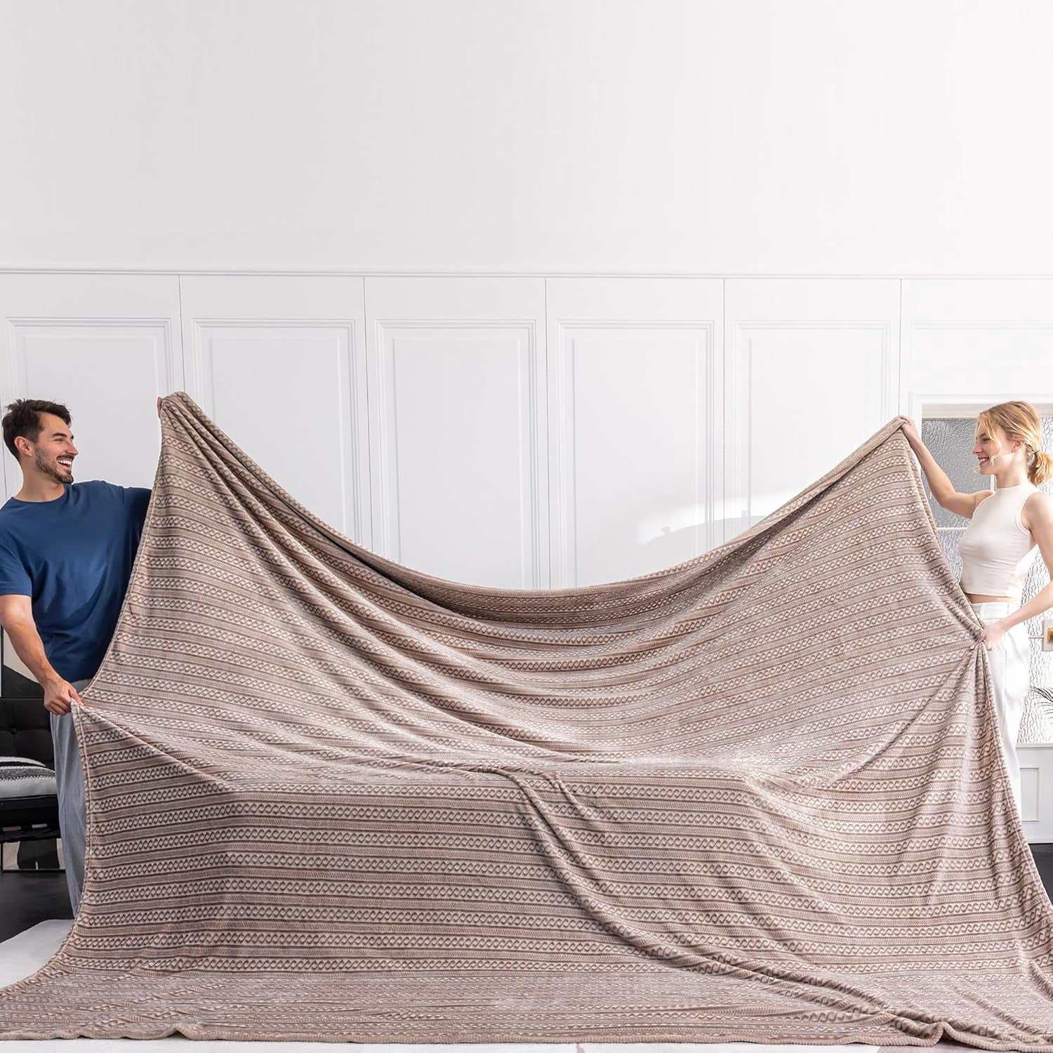 Soft Cozy Seamless Oversized King Fleece Blanket, 3D Jacquard ...