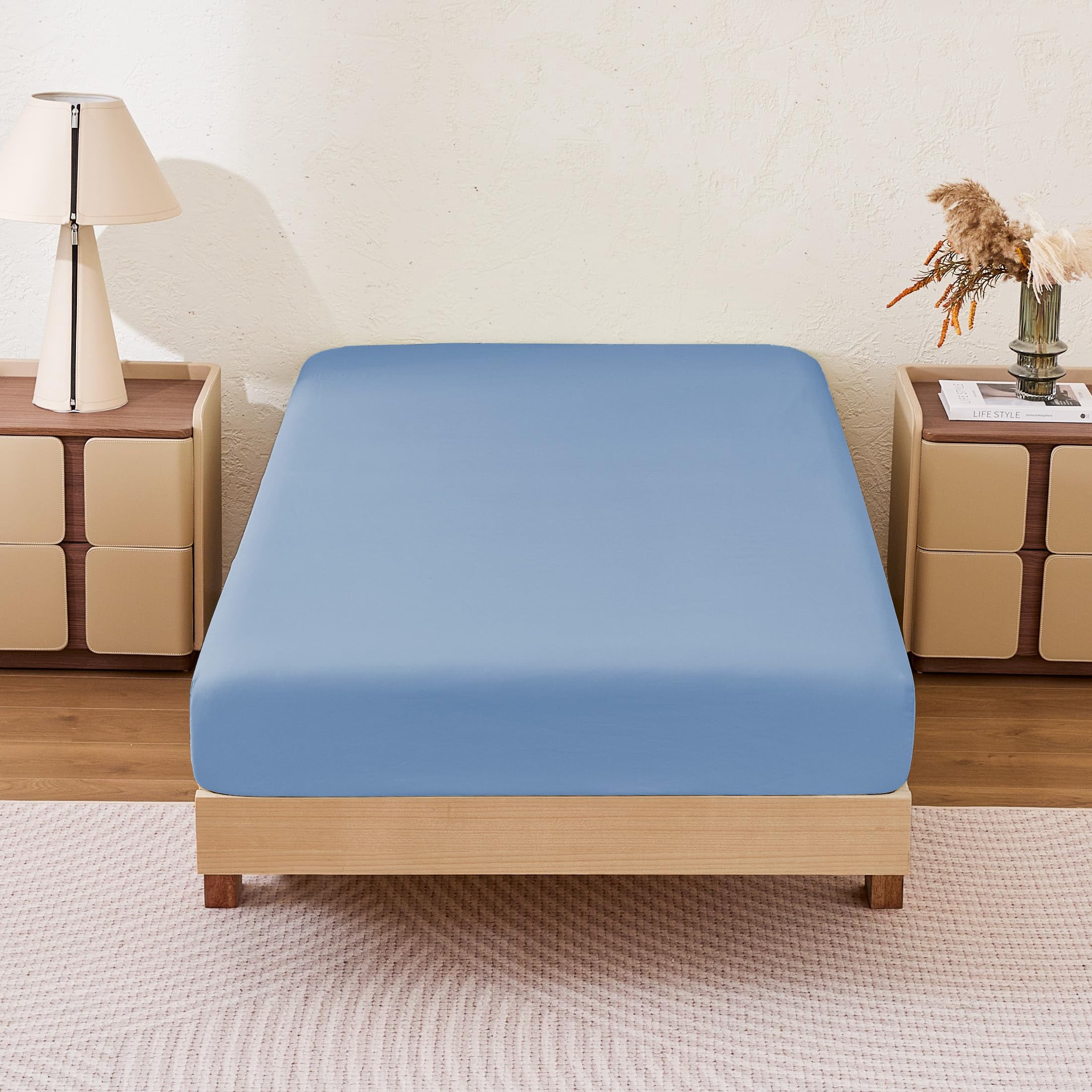 Soft Fitted Sheet, Lightweight Bottom Sheet, 14-Inch Deep Pocket ...
