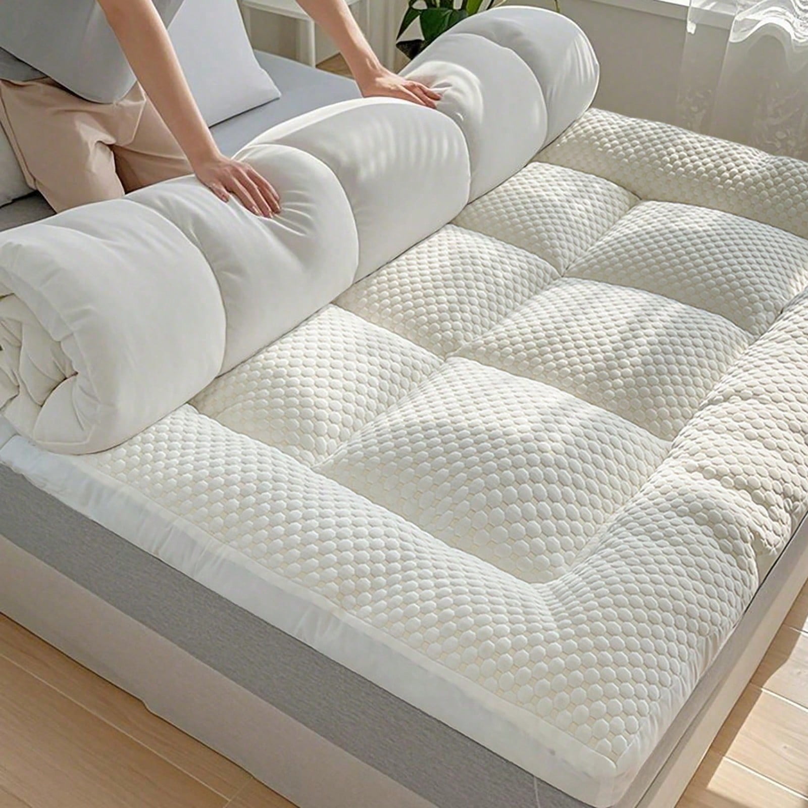Soft Futon Mattress for Floor, Portable Roll-Up Sleeping Pad with ...