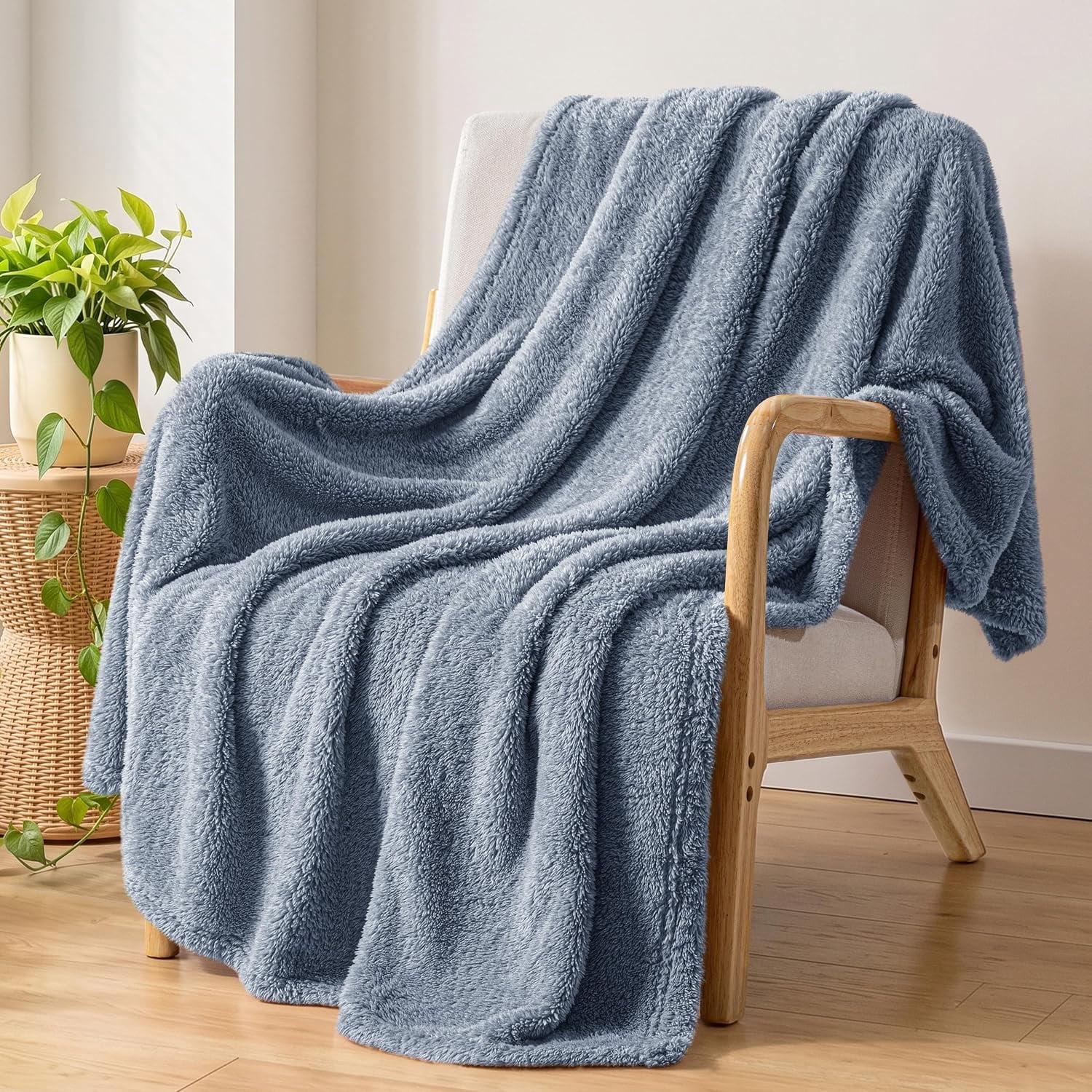 Soft Plush Fleece Throw Blanket for Couch Stone Blue | Fluffy Velvet ...
