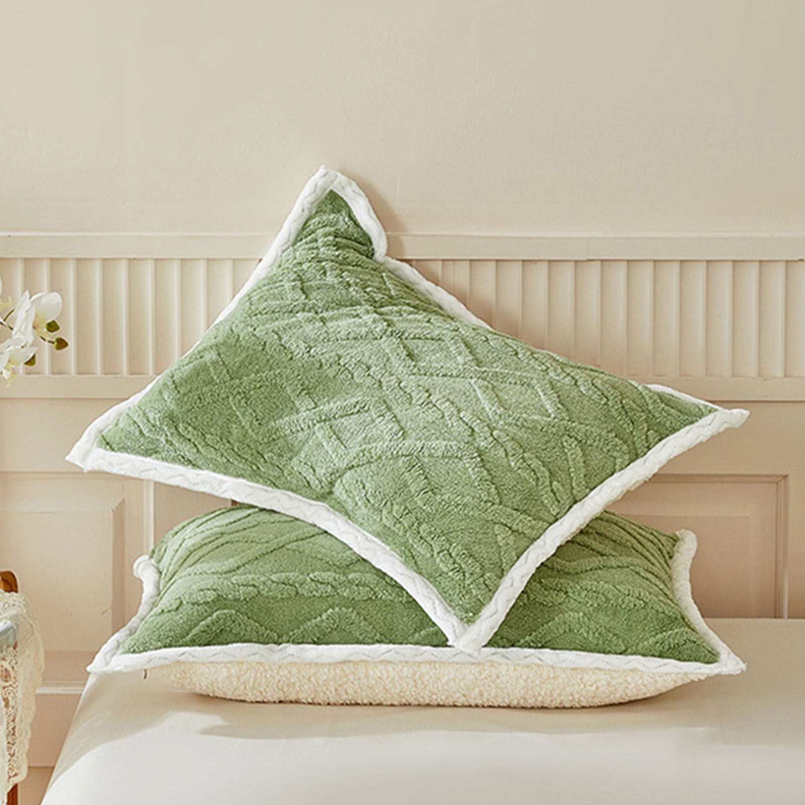 Soft Velvet Pillow Cases Set of 2, Decorative Fringe Fuzzy Throw Pillow ...