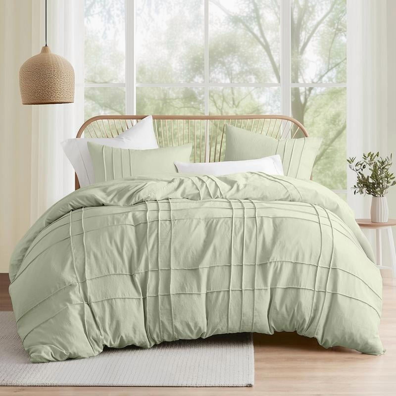 Soft Washed Pleated Bedding Sets with Pintuck Pleated Design, Comforter ...