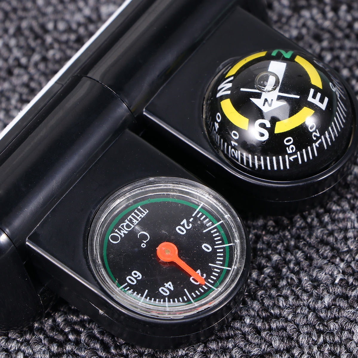 Soimiss Black Vehicle Compass and Thermometer Car Navigation Dashboard ...