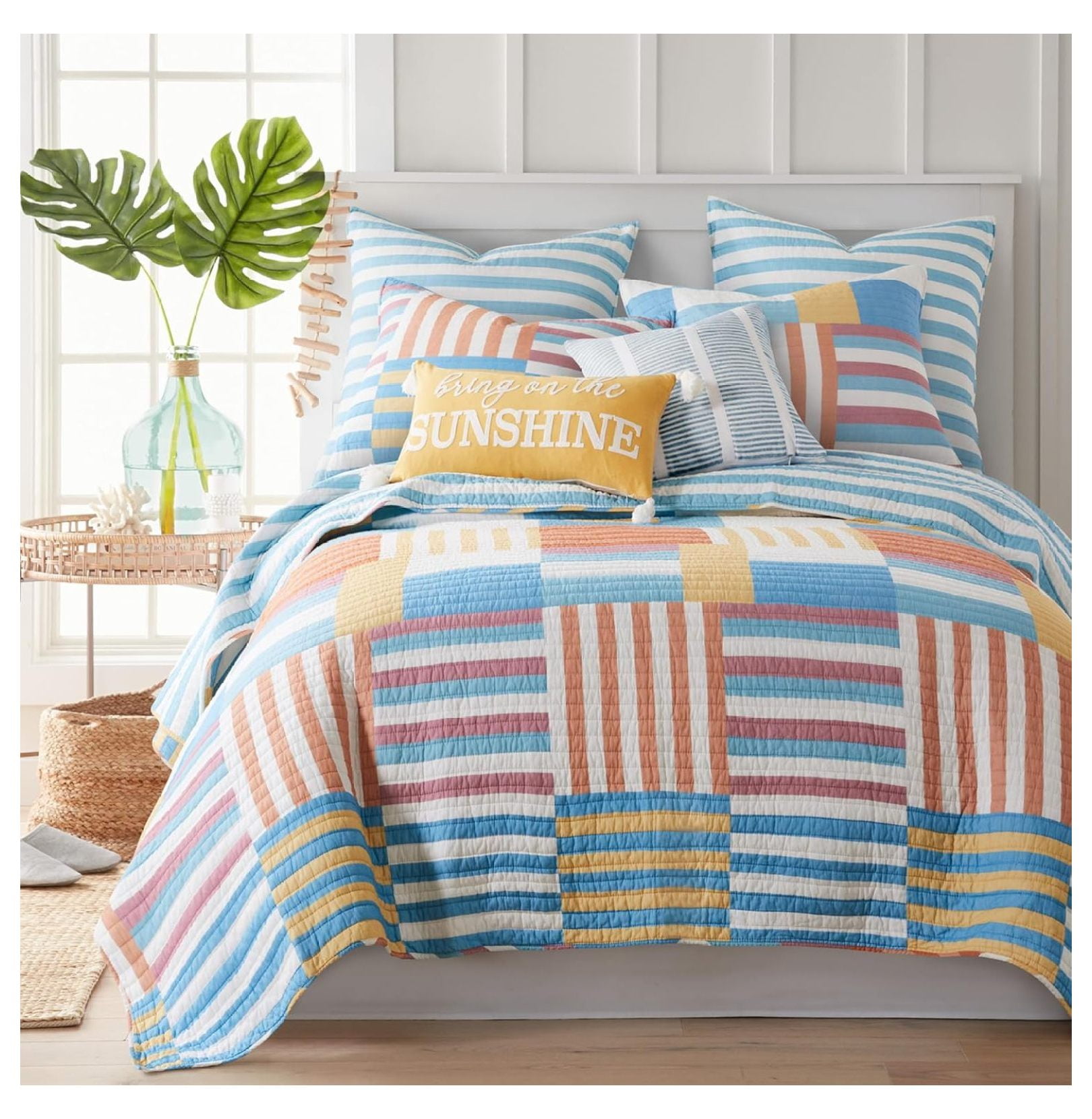 Sol Stripe Quilt Set - Twin Size 68x86 Inches with Standard Sham 20x26 Inches - Reversible ...
