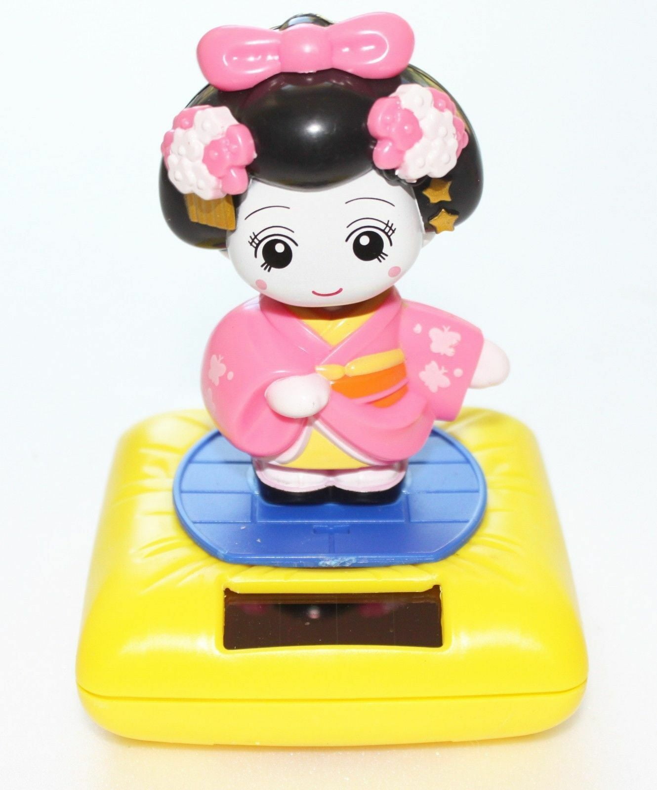 Smiling JuJu Solar Bobblehead Figure - Yellow Geisha for Dashboard ...
