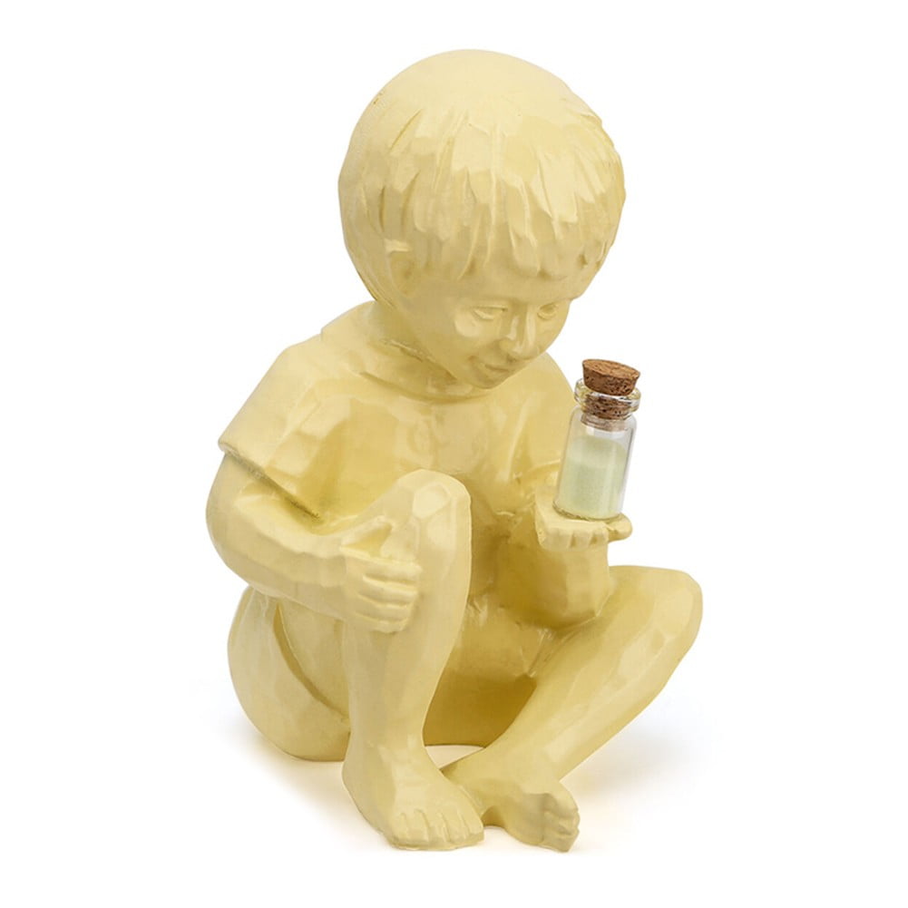 Solar Fireflies Garden Decoration Resin Statue of Boy and Girl Holding ...