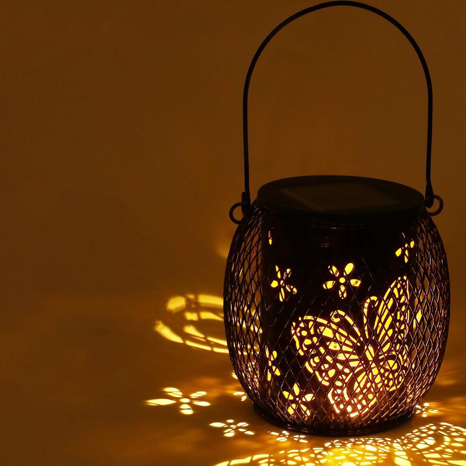 Solar Lanterns Outdoor Hanging Lights: IP65 Waterproof Solars Lantern ...